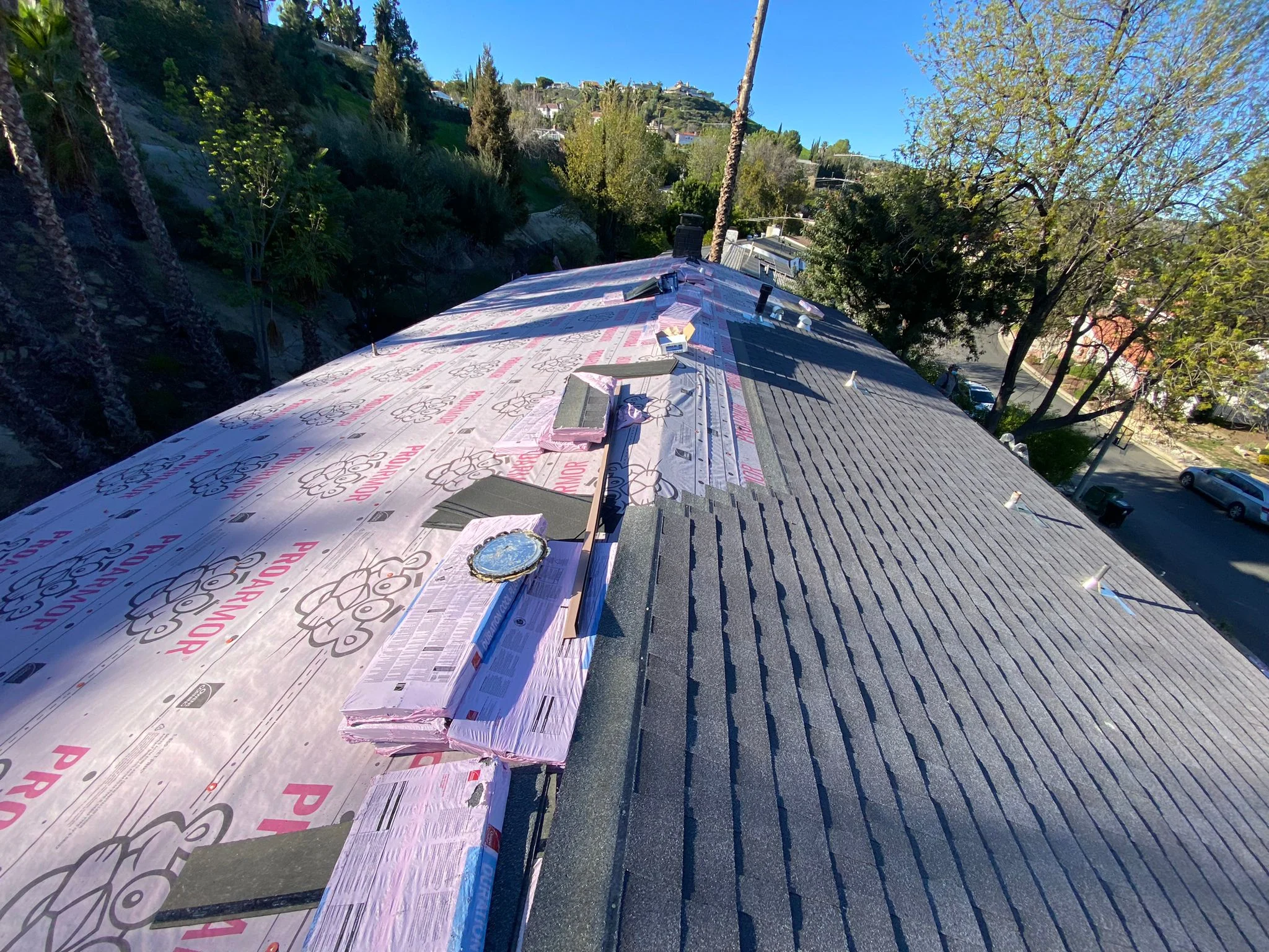 Local Roof Repair Contractor in Topanga Beach, CA - Clear View Roofers ...
